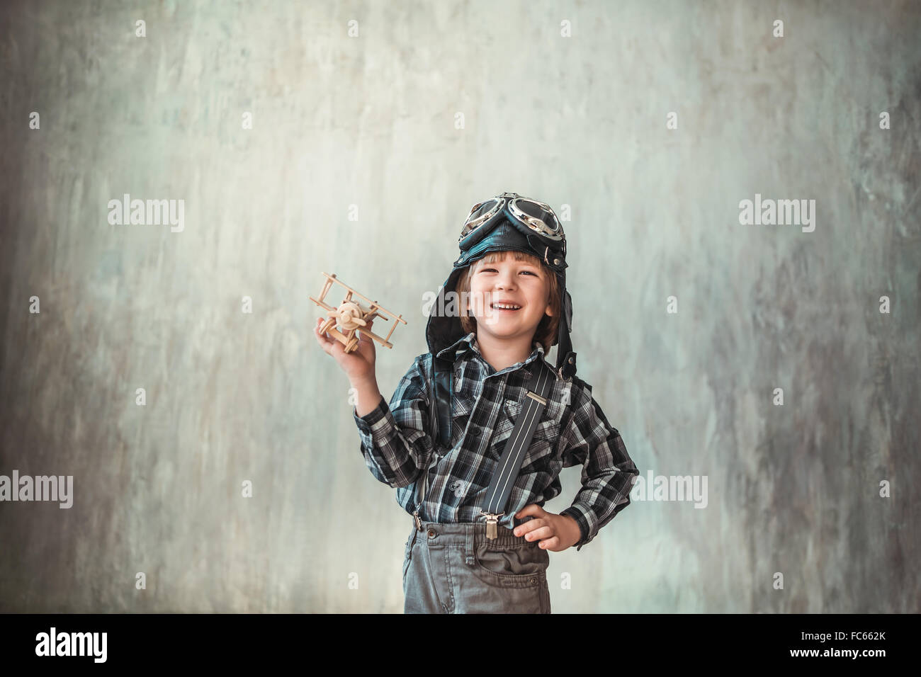 Boys laughing retro hi-res stock photography and images - Alamy