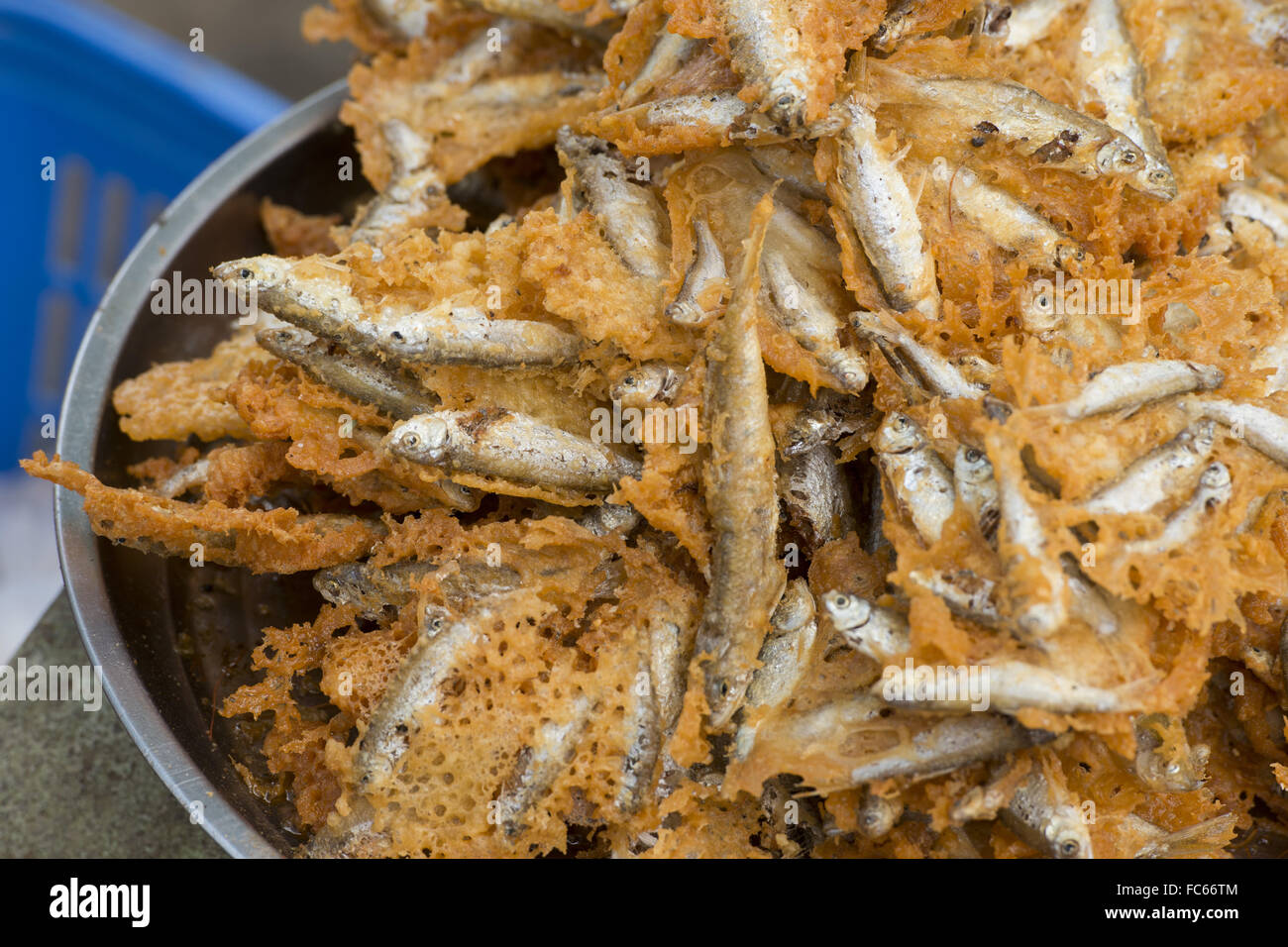 ASIA MYANMAR BAGAN FOOD FISH Stock Photo - Alamy