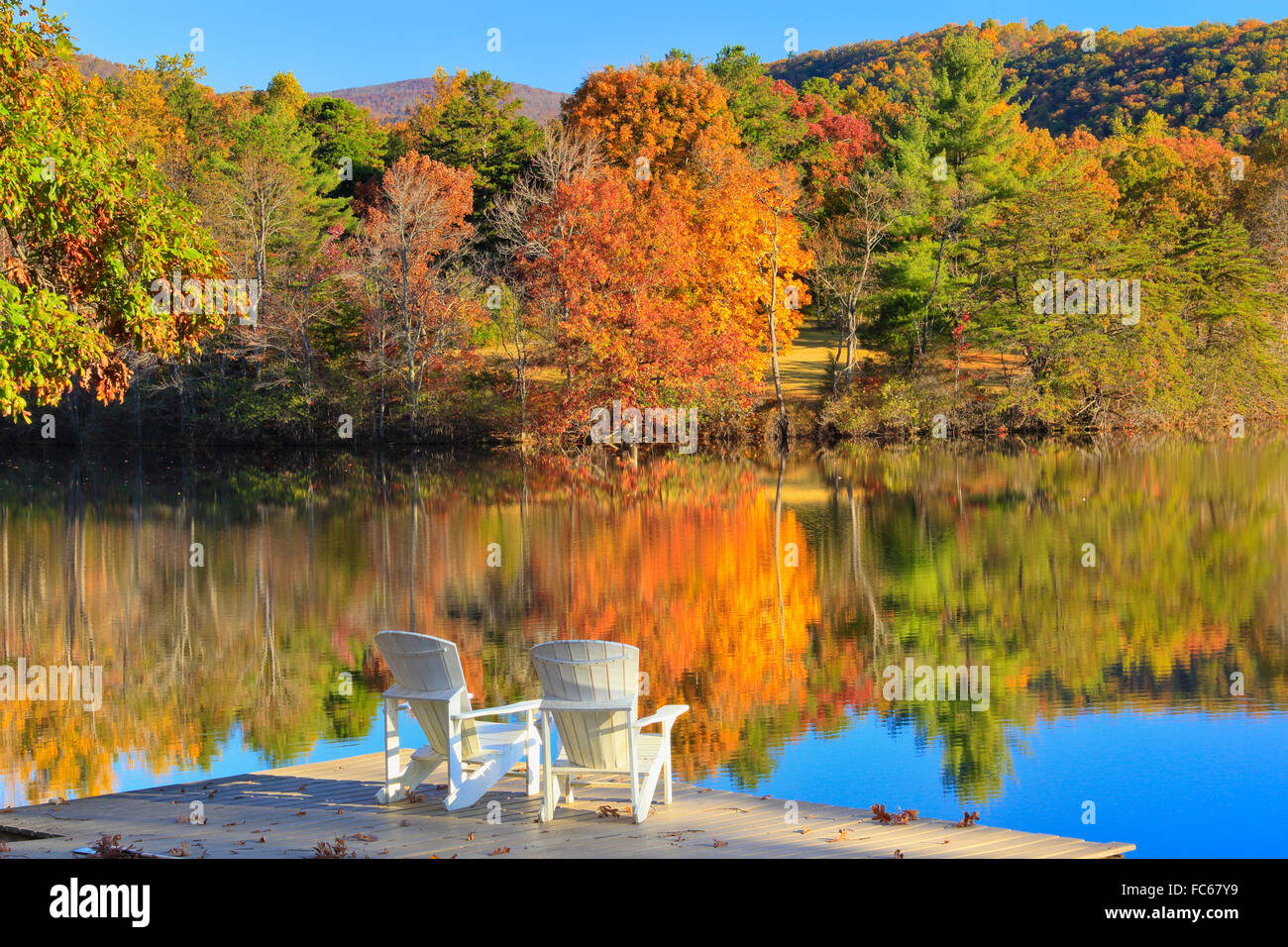 Blue Ridge Lake, Blue Ridge School, Saint George, Virginia, USA Stock ...