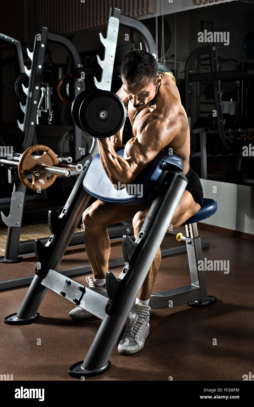 Bodybuilding bodybuilder hi-res stock photography and images - Alamy