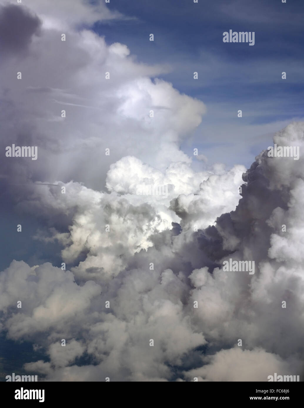 Rain clou hi-res stock photography and images - Alamy