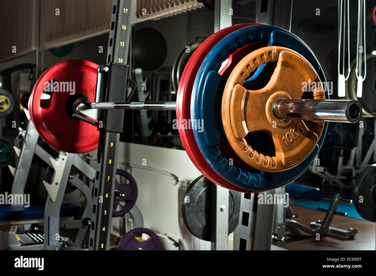 Weight room hi-res stock photography and images - Alamy