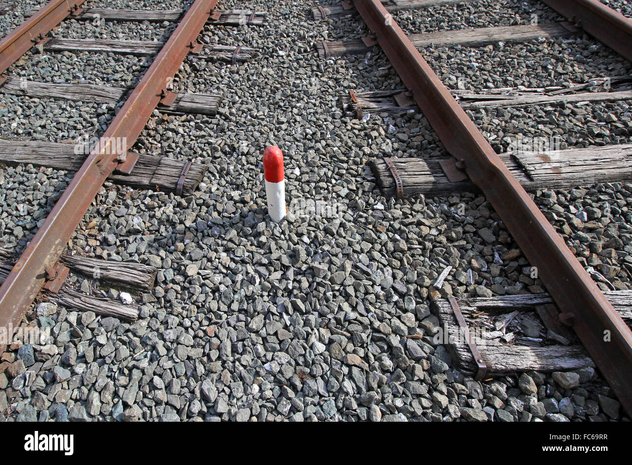 Railroad passenger terminal tracks hi-res stock photography and images ...
