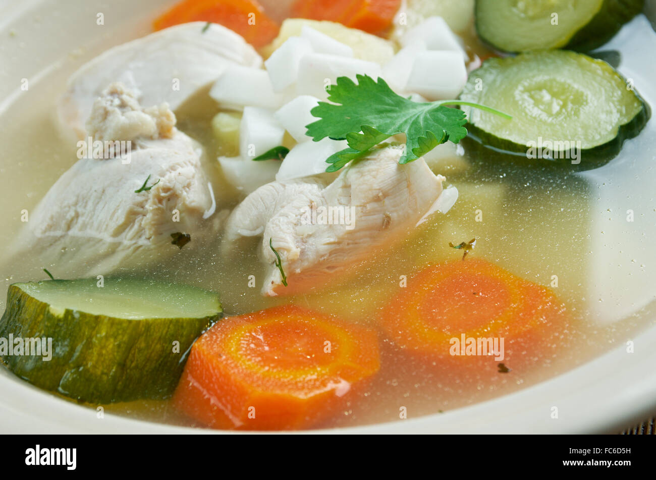 Caldo de pollo hi-res stock photography and images - Alamy