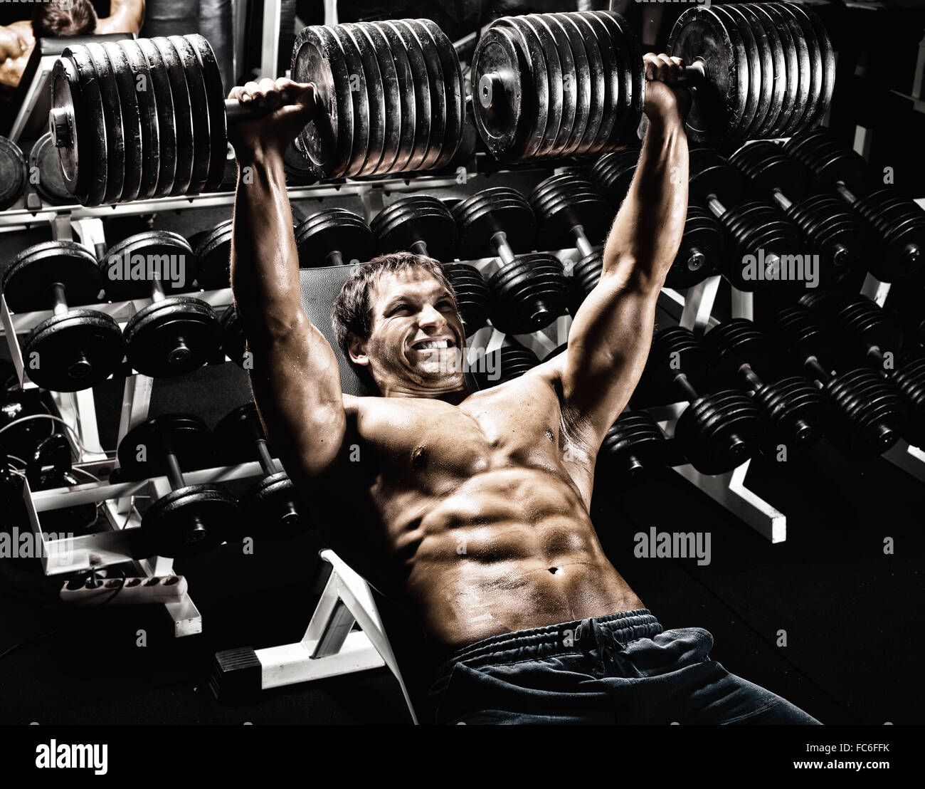 Muscular fitness guy training hi-res stock photography and images - Alamy