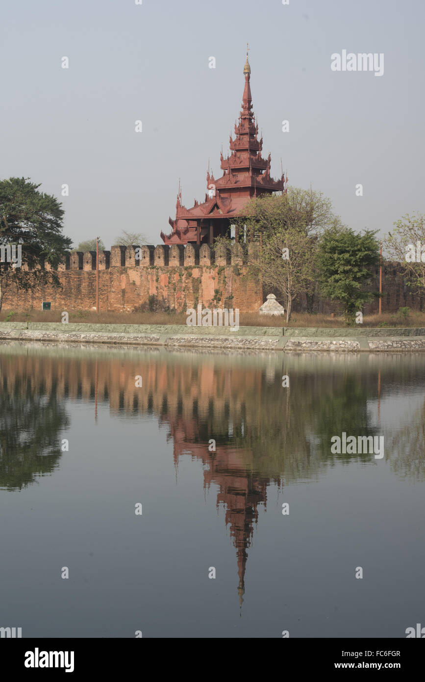 ASIA MYANMAR MANDALAY FORTRESS WALL Stock Photo - Alamy