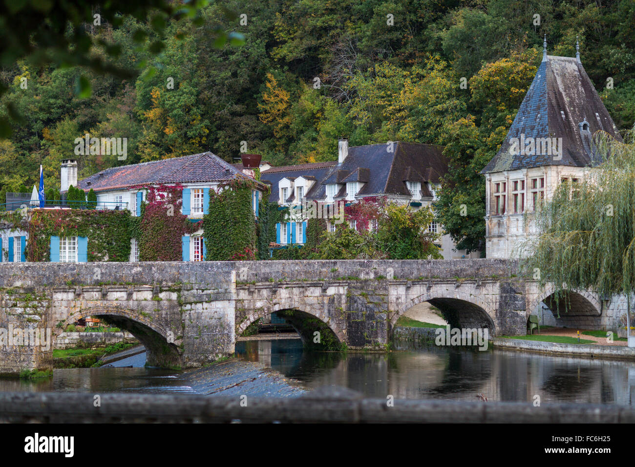 River Dronne and village, Brantome, Loire Valley, France Stock Photo ...
