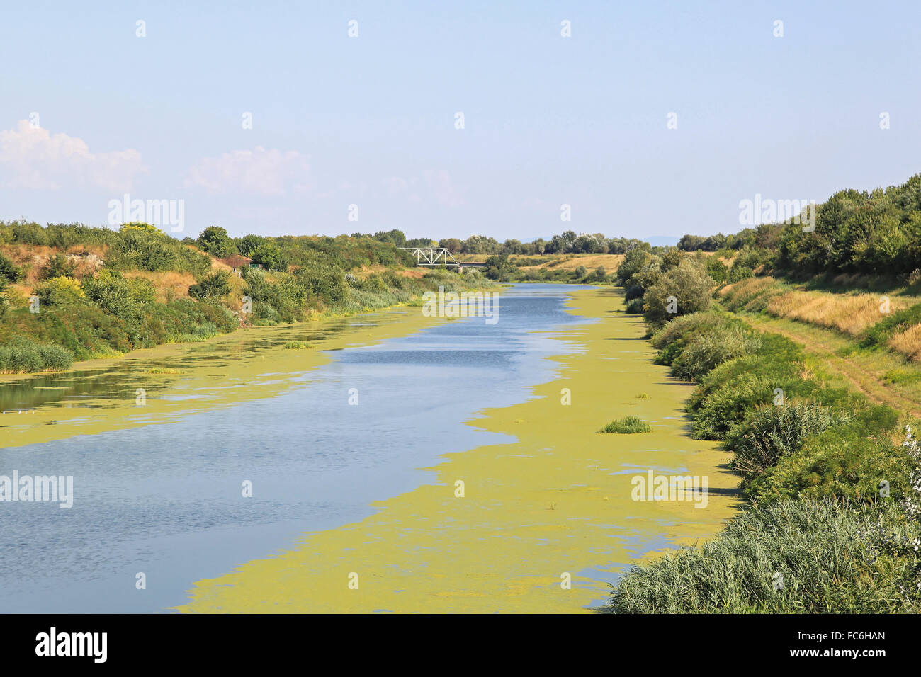 Canal slope hi-res stock photography and images - Alamy
