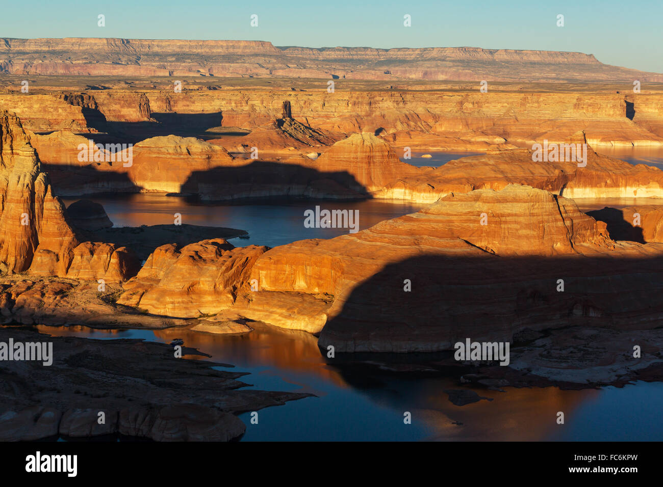 Lake pow hi-res stock photography and images - Alamy