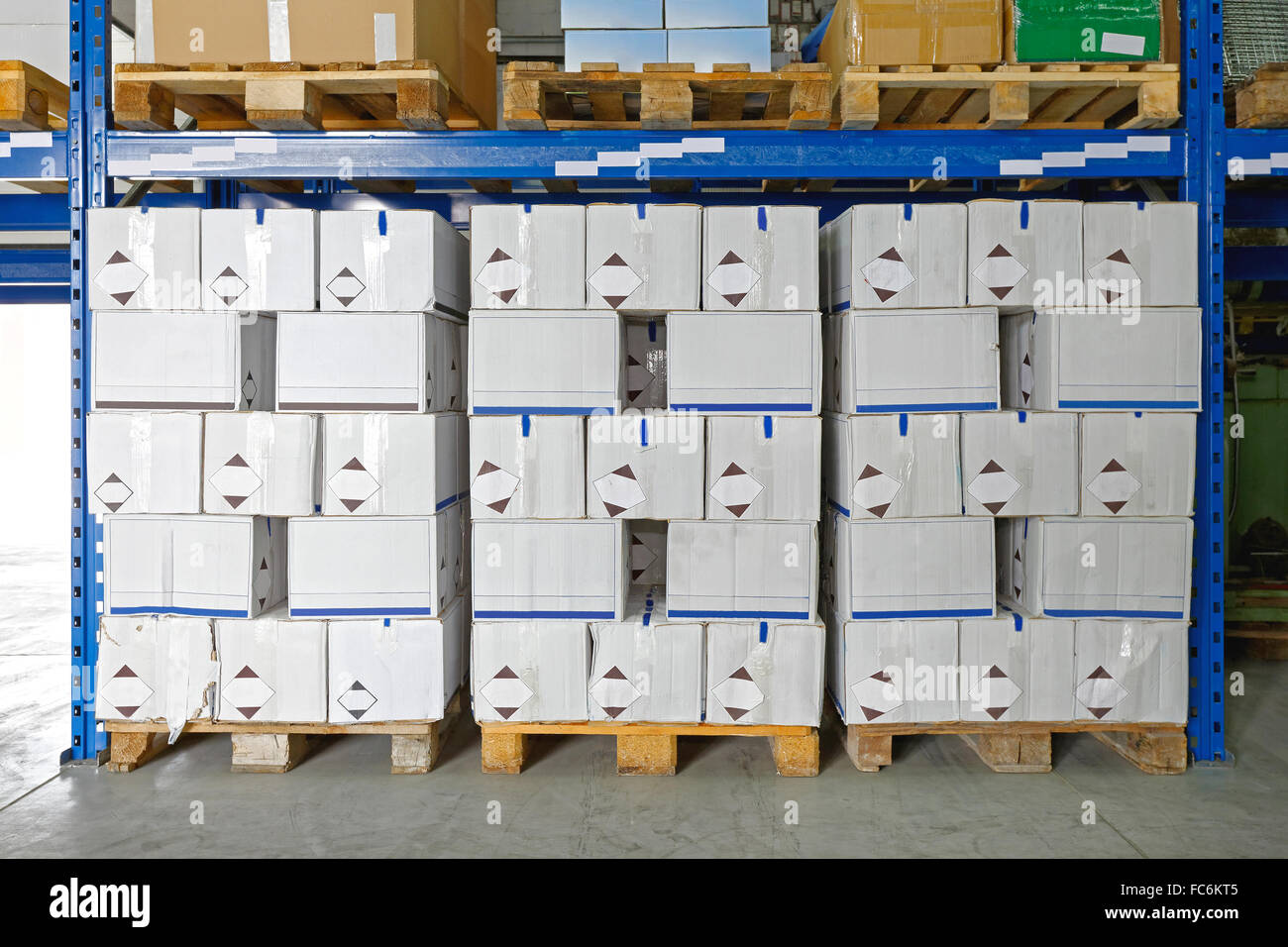 Warehouse storage hi-res stock photography and images - Alamy