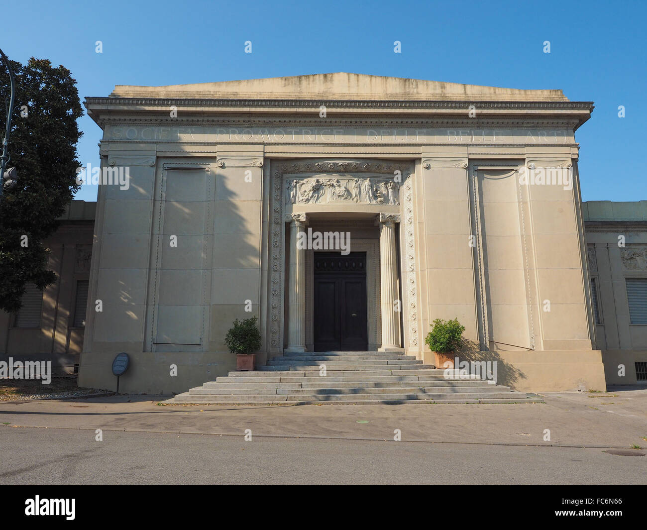 Promotrice delle belle arti hi-res stock photography and images - Alamy