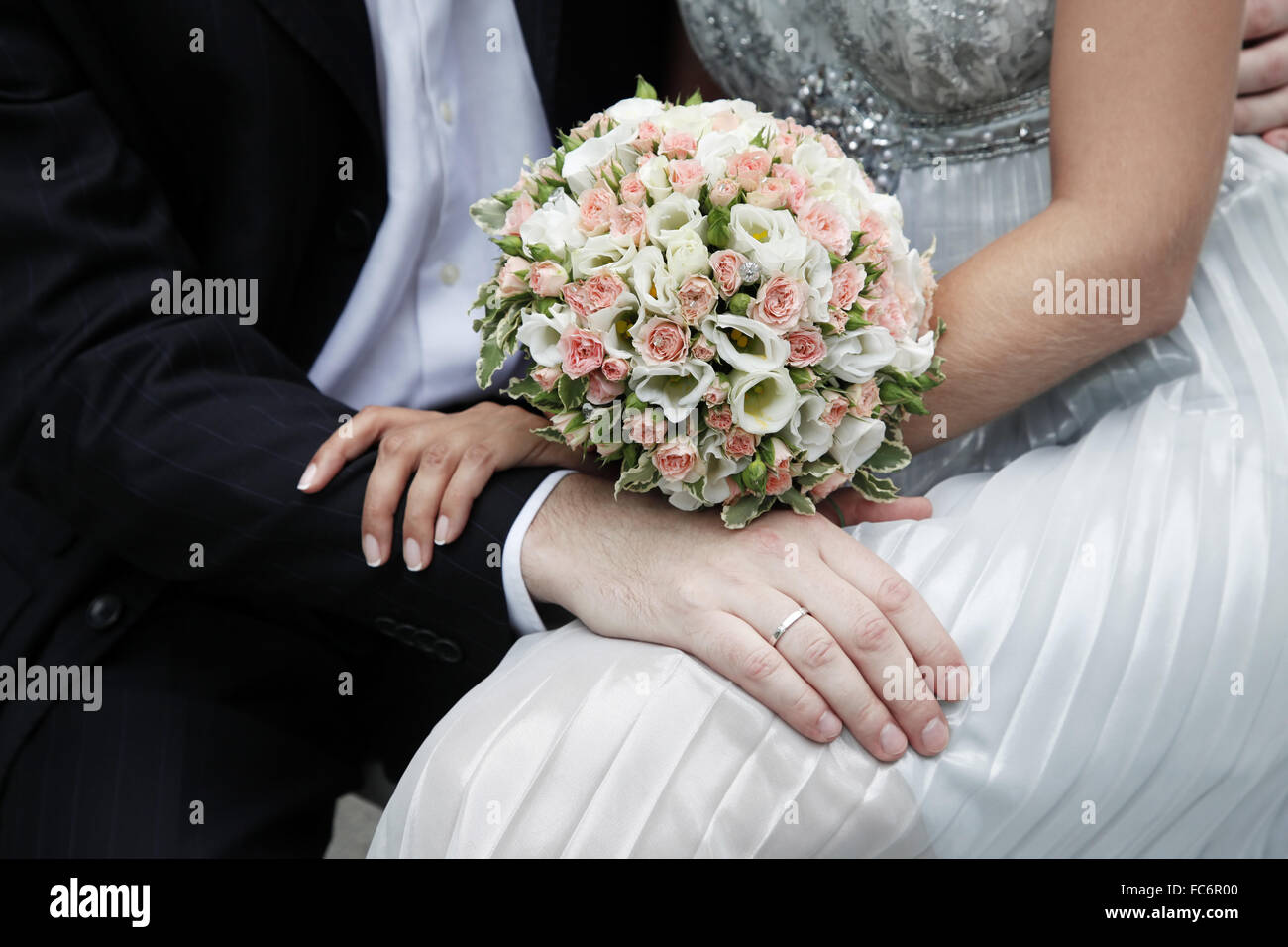 Weding rings hi-res stock photography and images - Alamy
