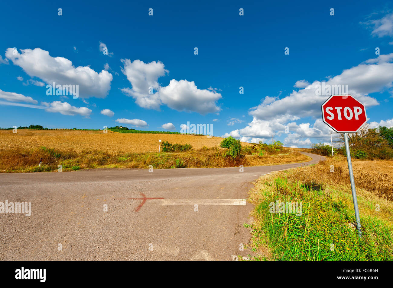 Stop sign country road intersection hi-res stock photography and images ...