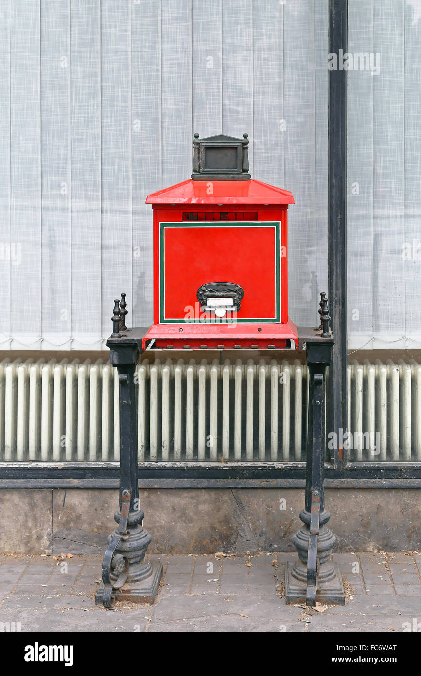 Post box hungary hi-res stock photography and images - Alamy