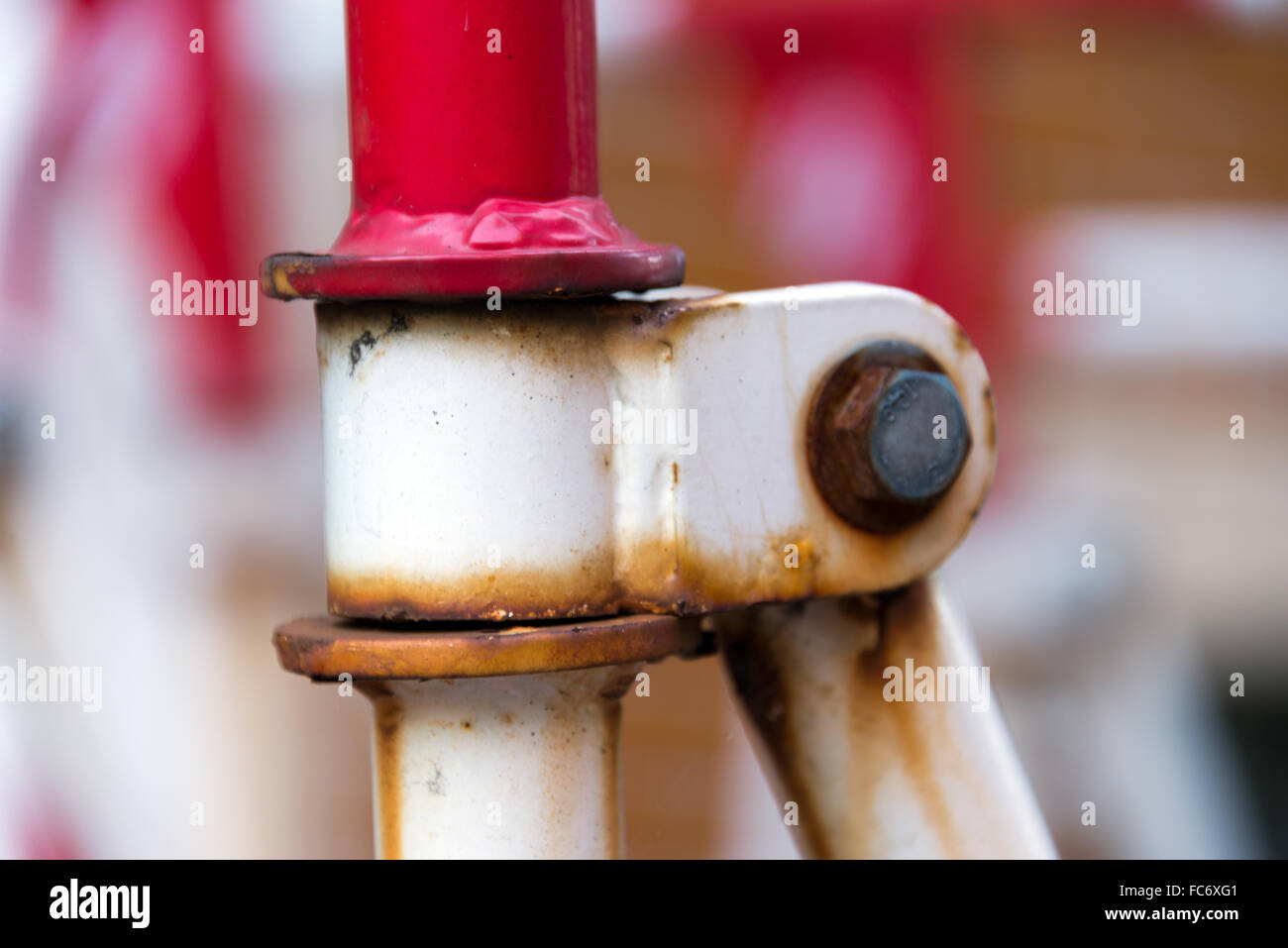 Grid barrier hi-res stock photography and images - Alamy