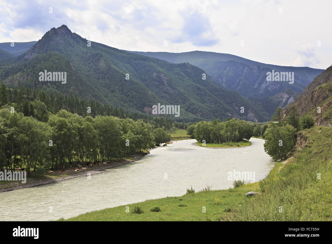 River Chuya near Chuysky Trakt Stock Photo - Alamy