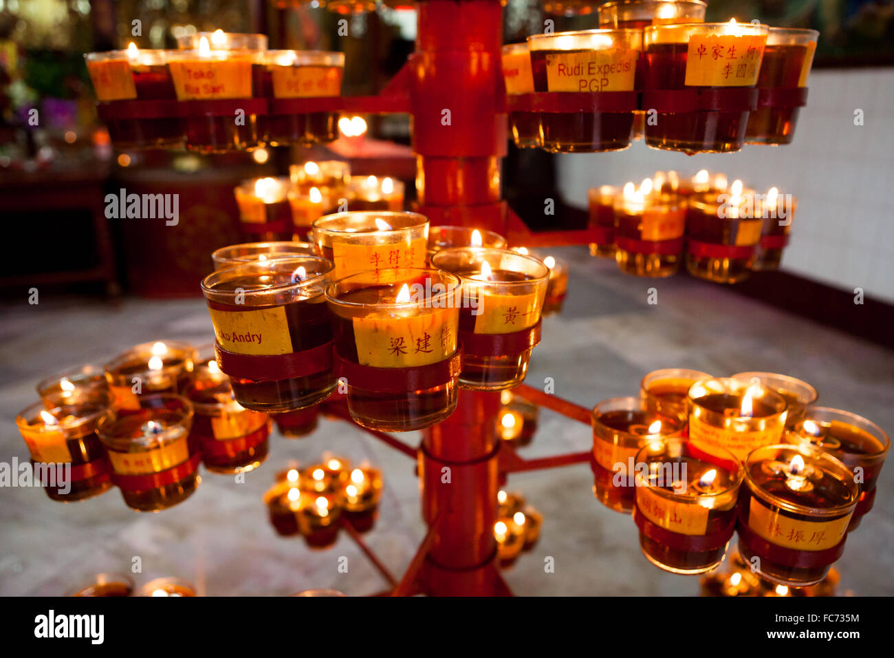 Light praying hi-res stock photography and images - Alamy