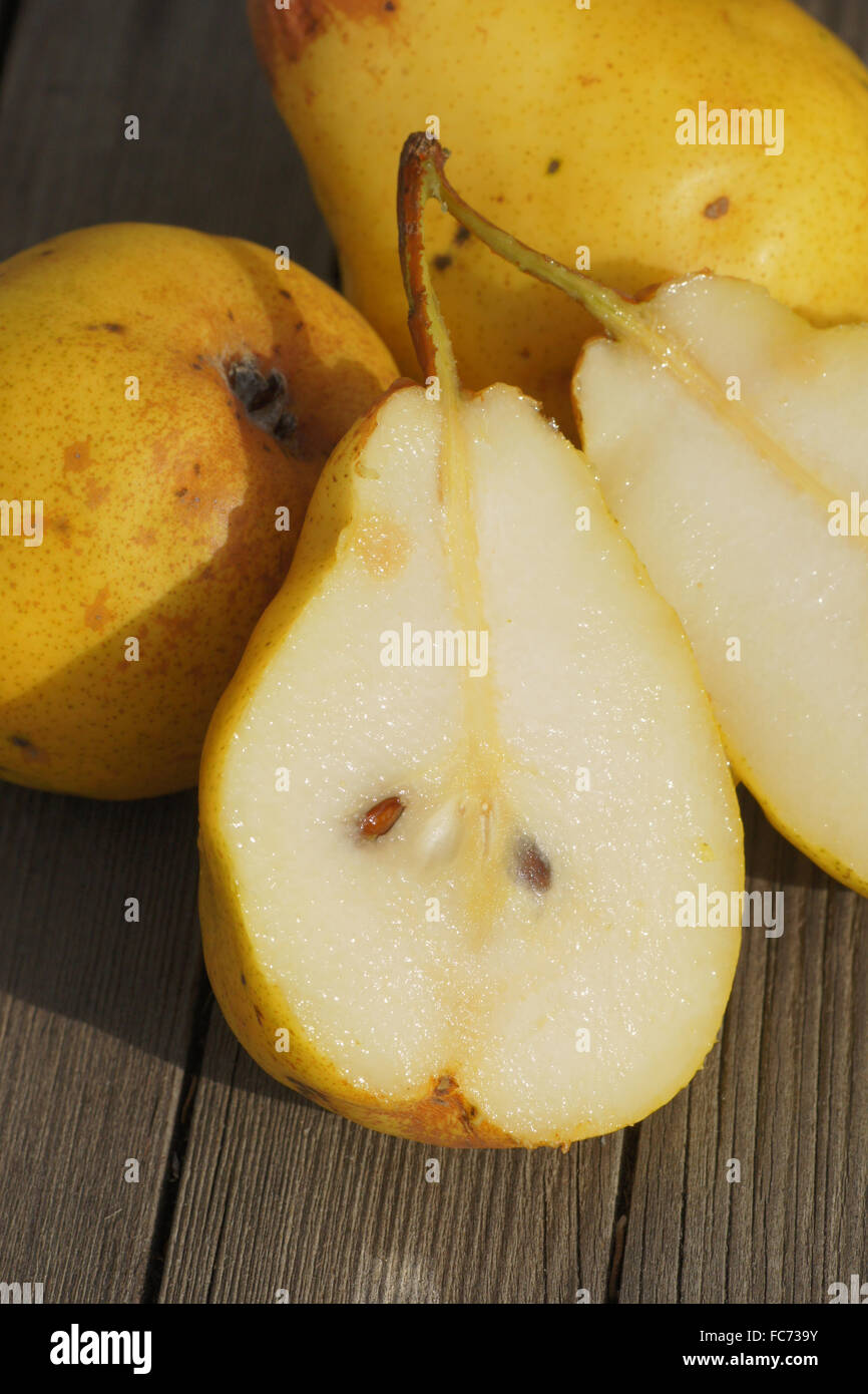 Pear williams christ hi-res stock photography and images - Alamy
