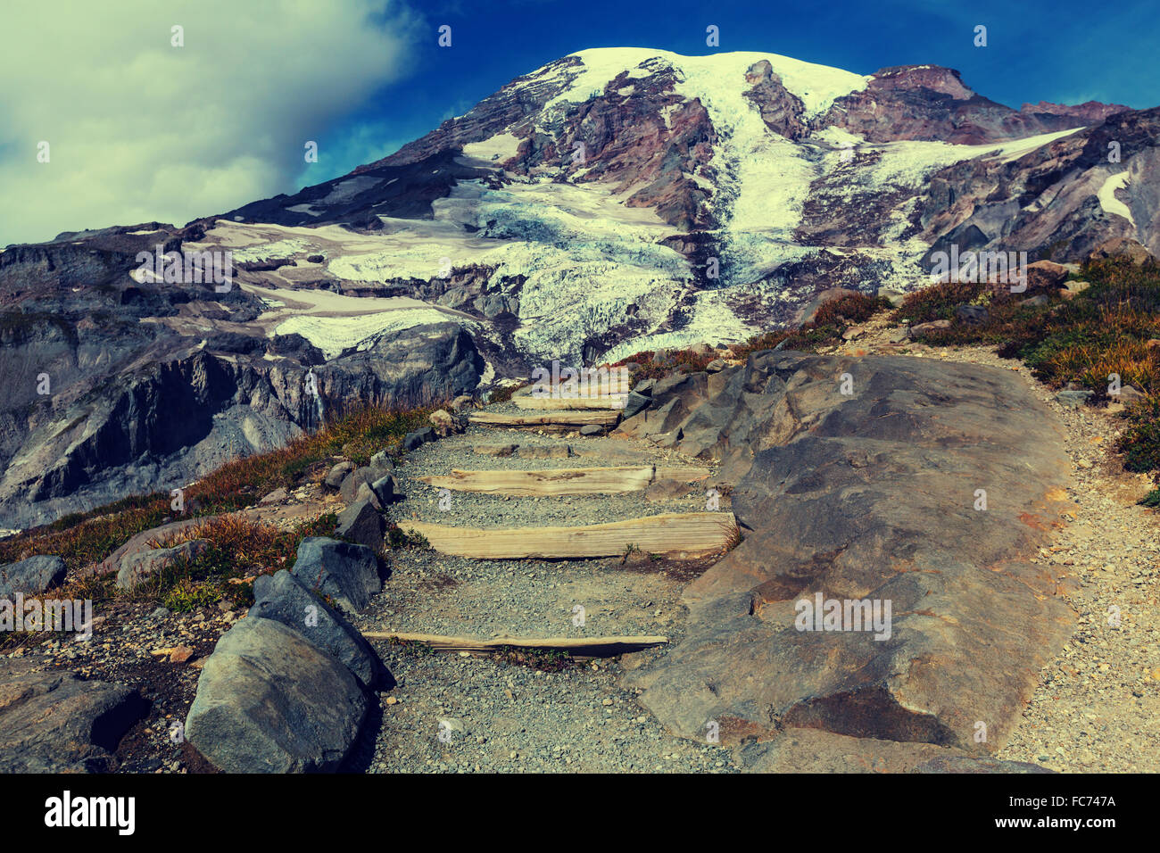 Rai mount hi-res stock photography and images - Alamy