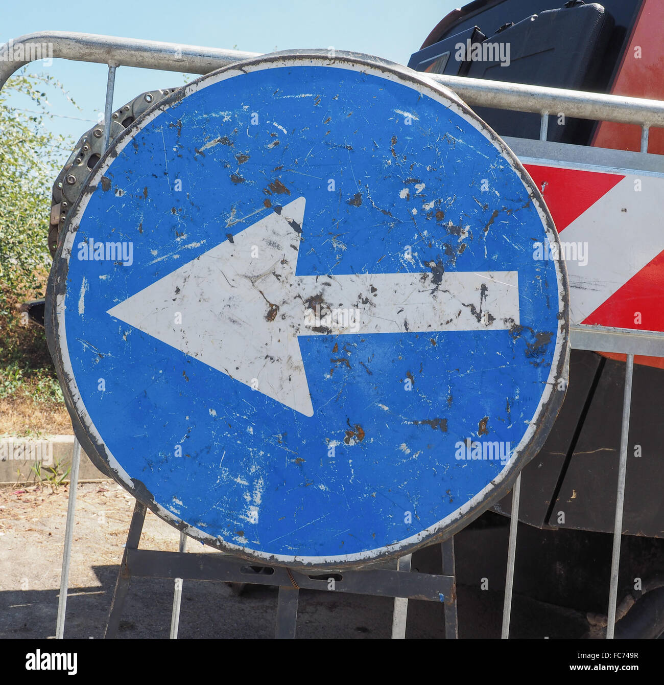 Keep Left Signs High Resolution Stock Photography and Images - Alamy