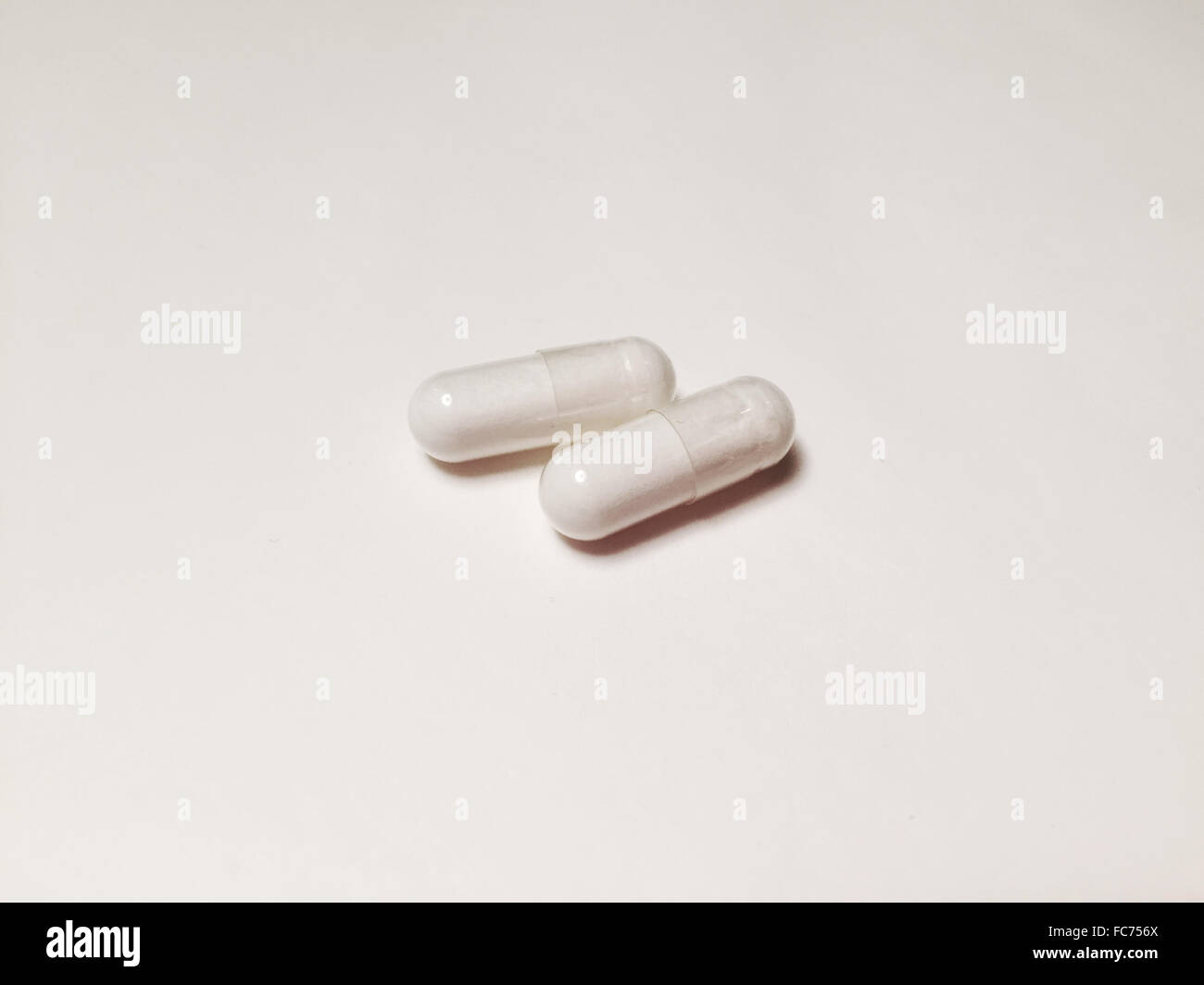 Pill negative space hi-res stock photography and images - Alamy