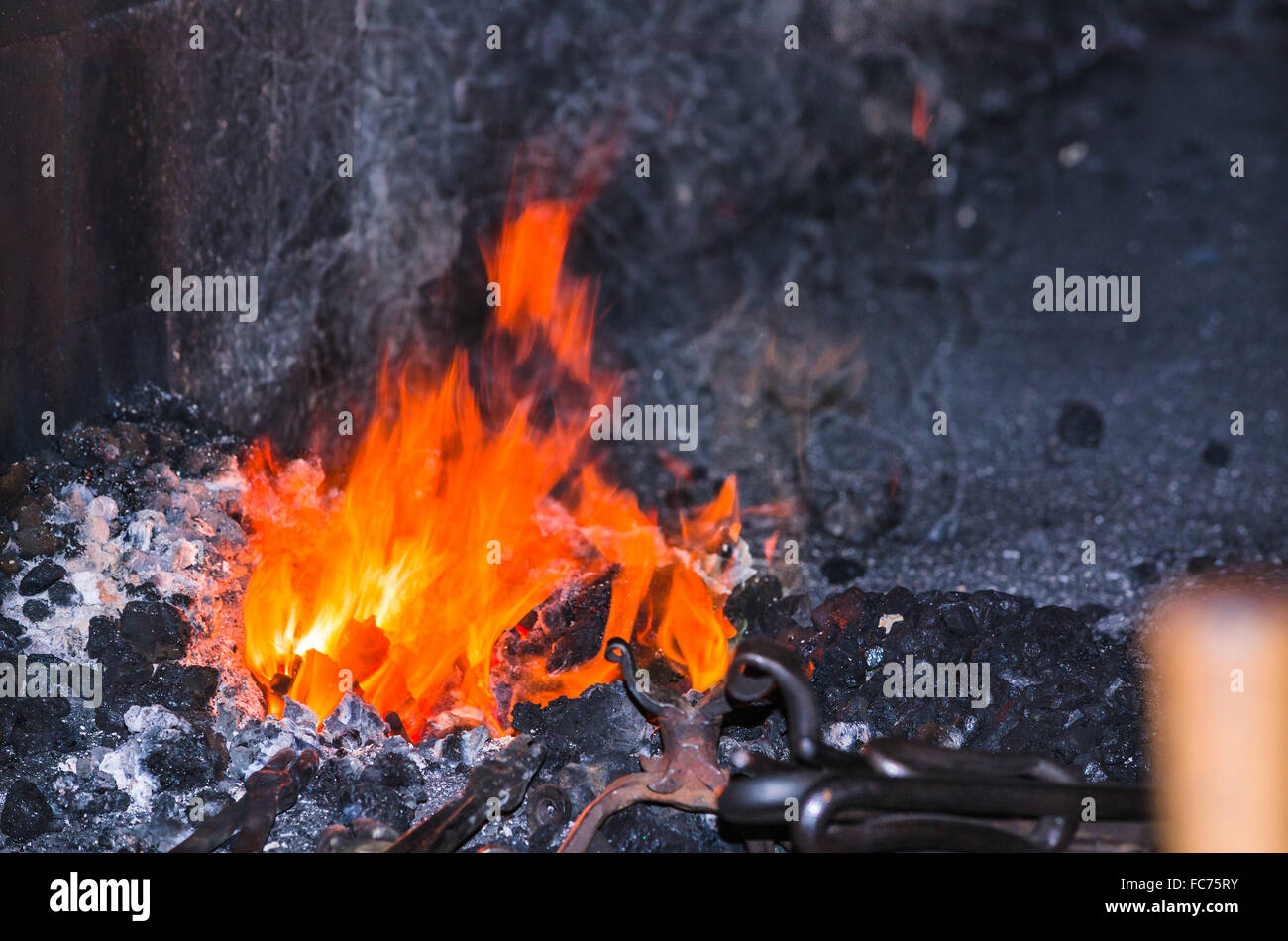 Forge emblem hi-res stock photography and images - Alamy