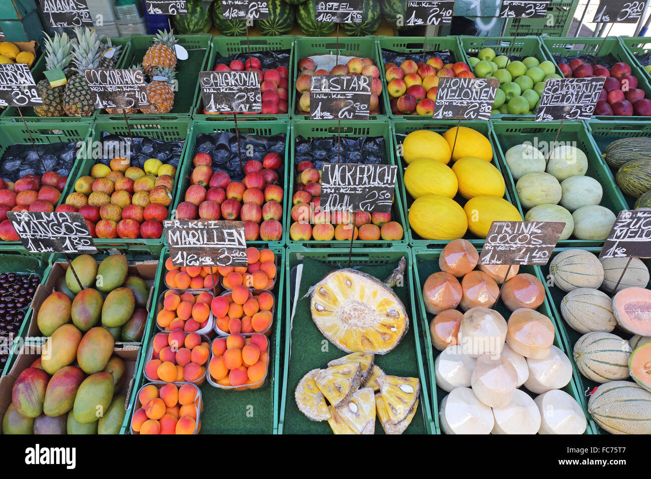 Mango fruit farmers market hi-res stock photography and images - Alamy
