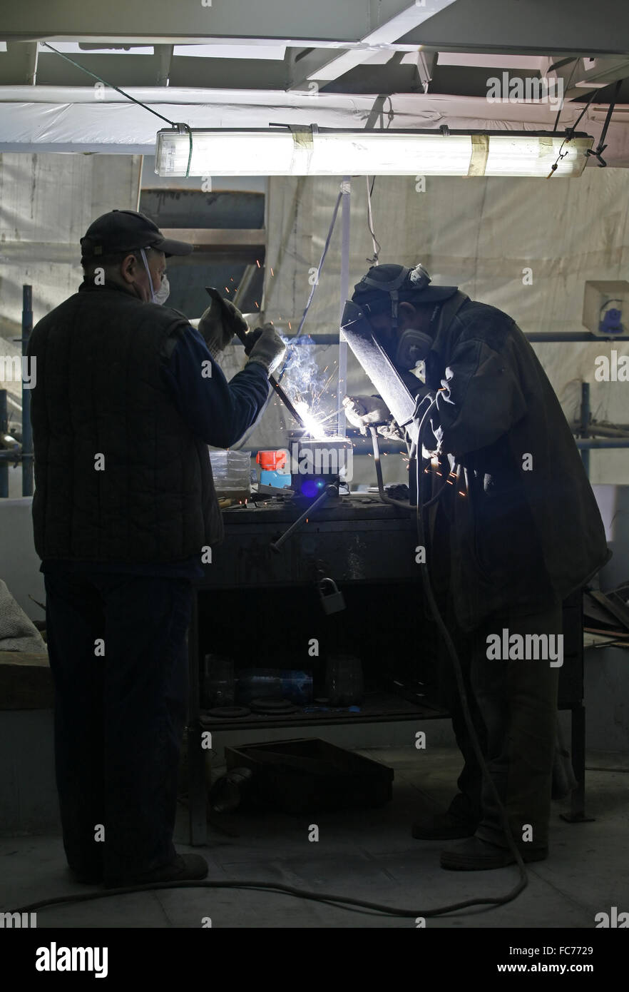 Welders hi-res stock photography and images - Alamy