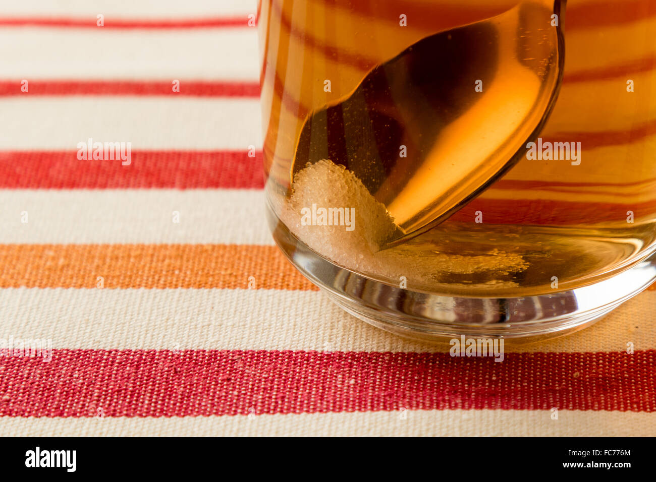 sugar in tea Stock Photo - Alamy