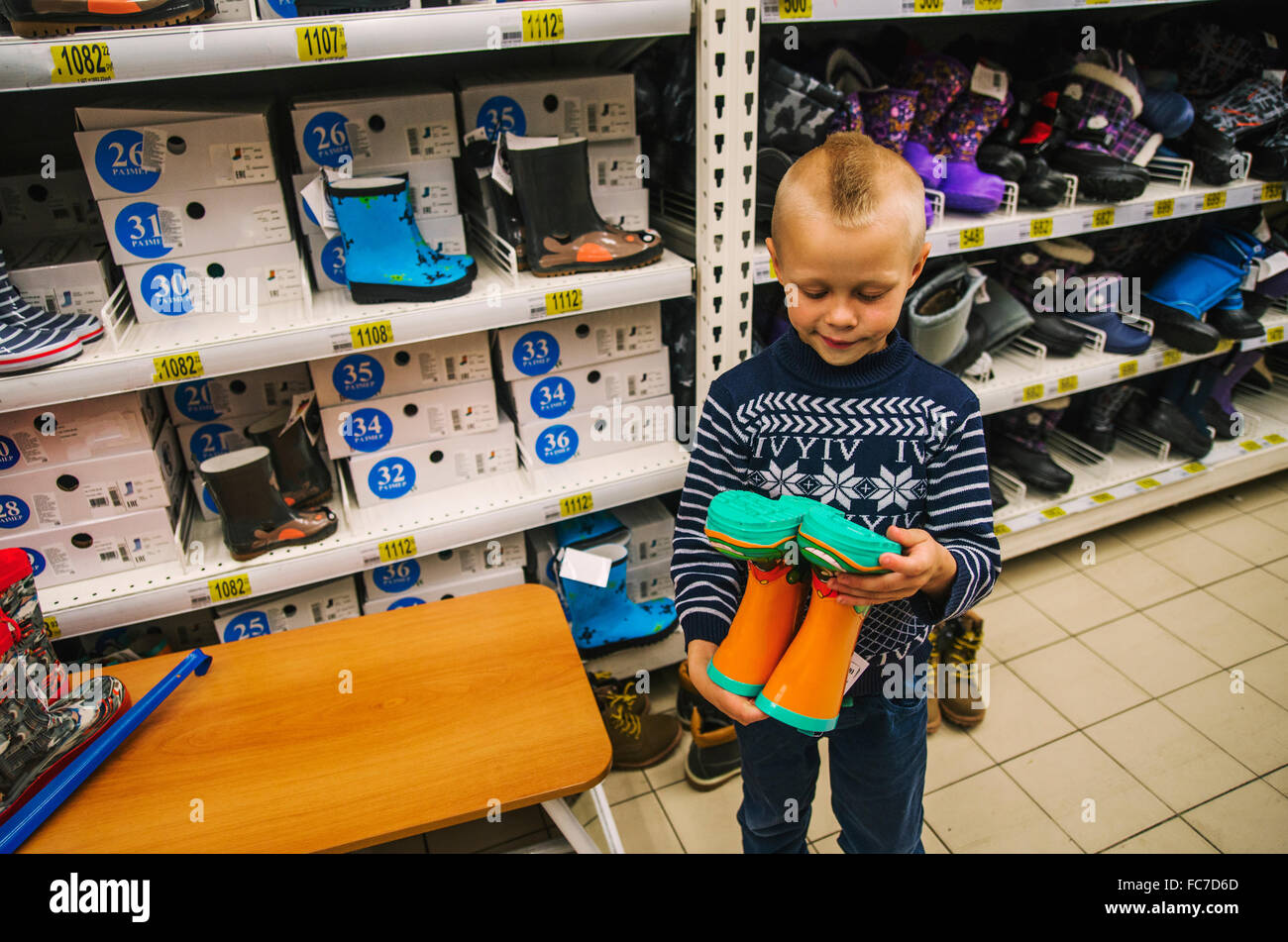 Boots store inside hi-res stock photography and images - Alamy