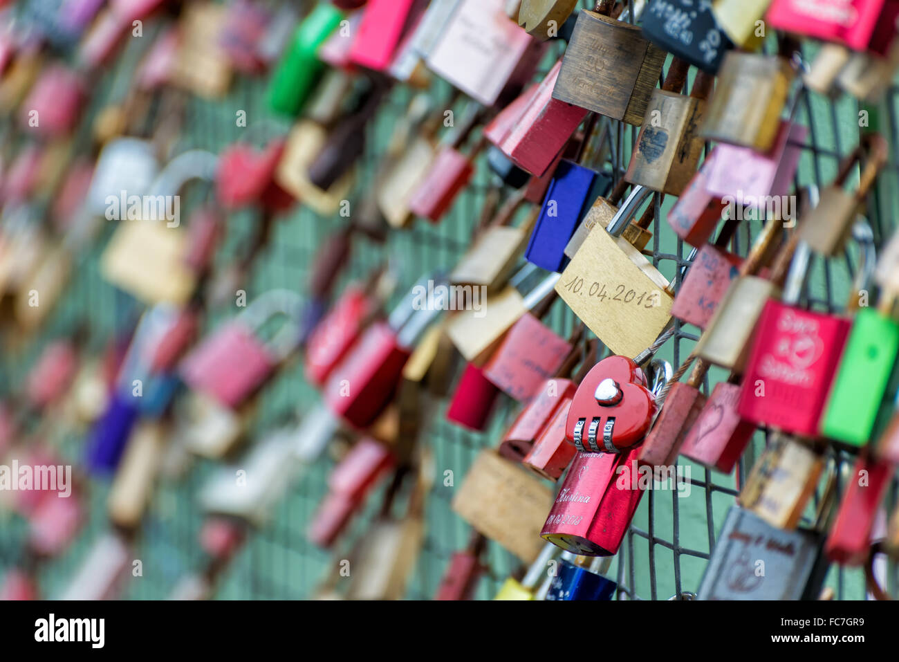 Tethered romantischer hi-res stock photography and images - Alamy