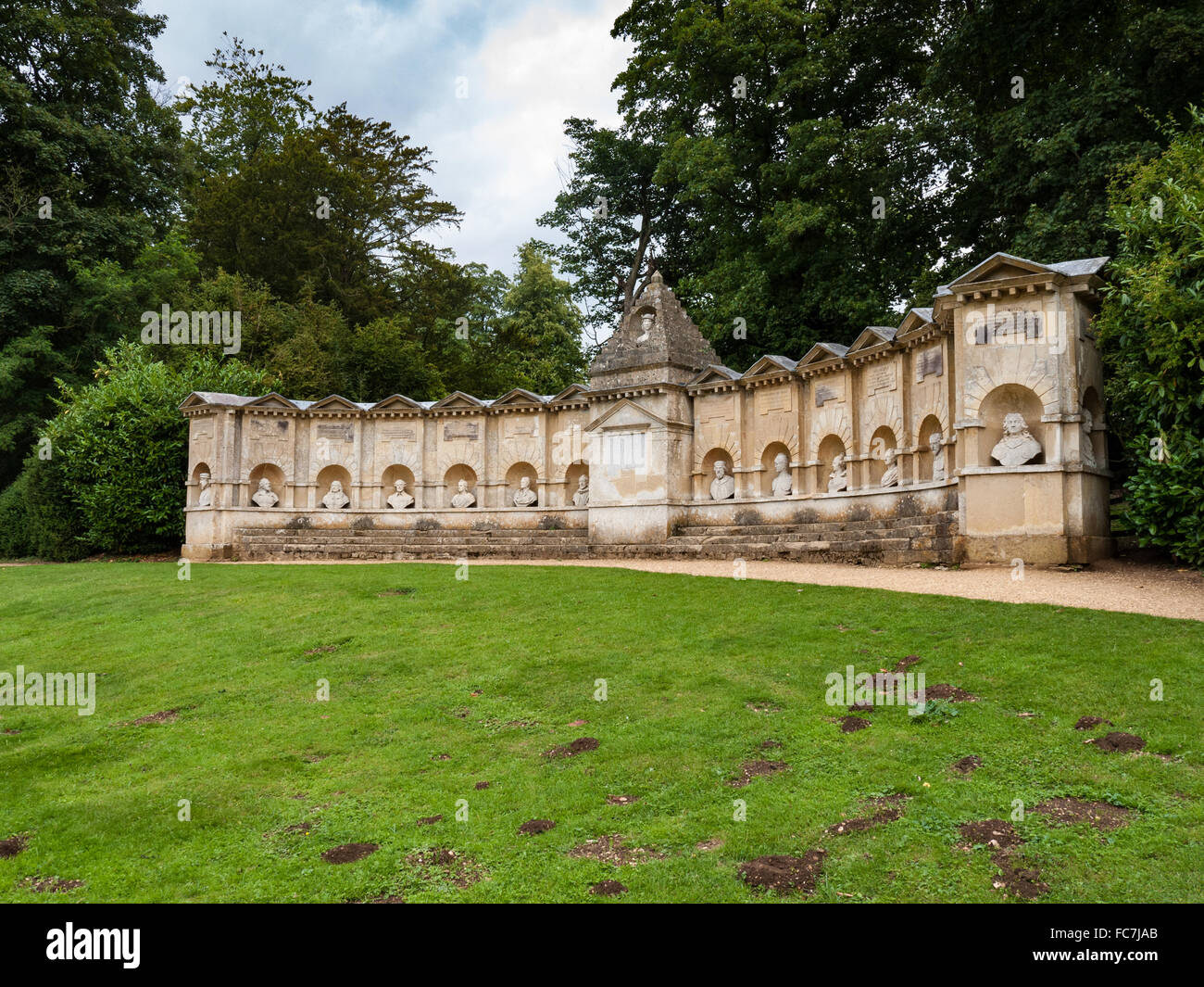 The Temple of British Worthies at Stowe Landscape Gardens ...