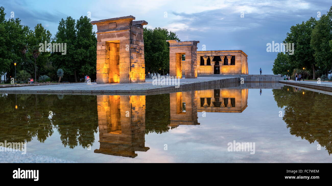 Temple de debod Madrid Stock Photo - Alamy