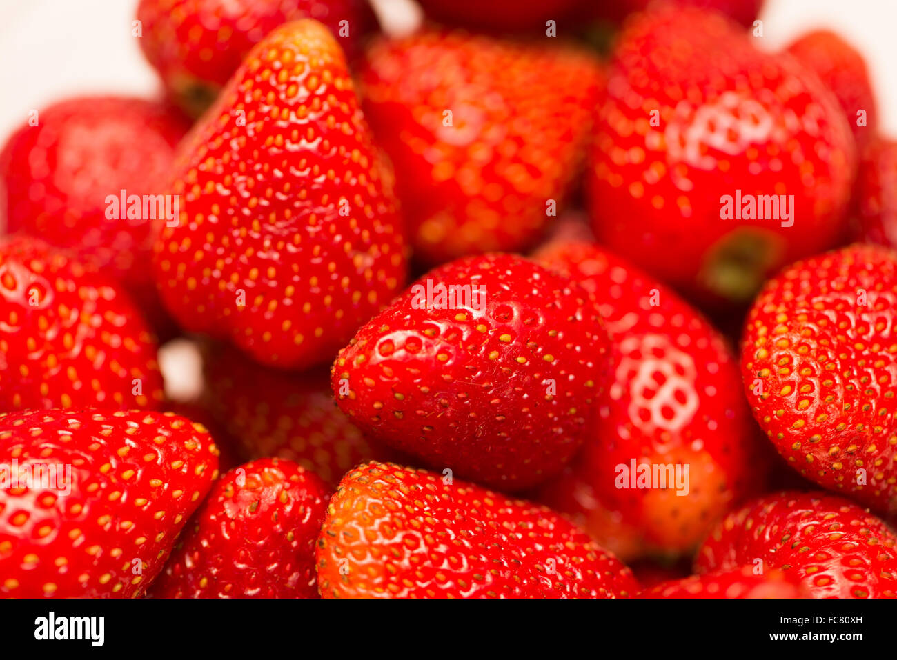 Strawberries arranged on the display Stock Photo - Alamy