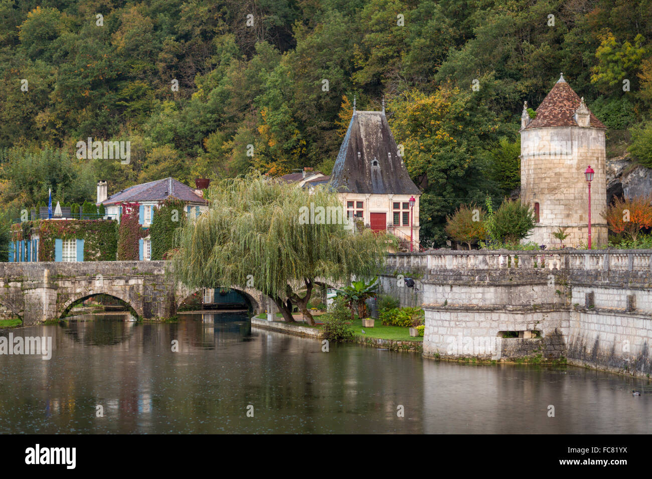 River Dronne and village, Brantome, Loire Valley, France Stock Photo ...