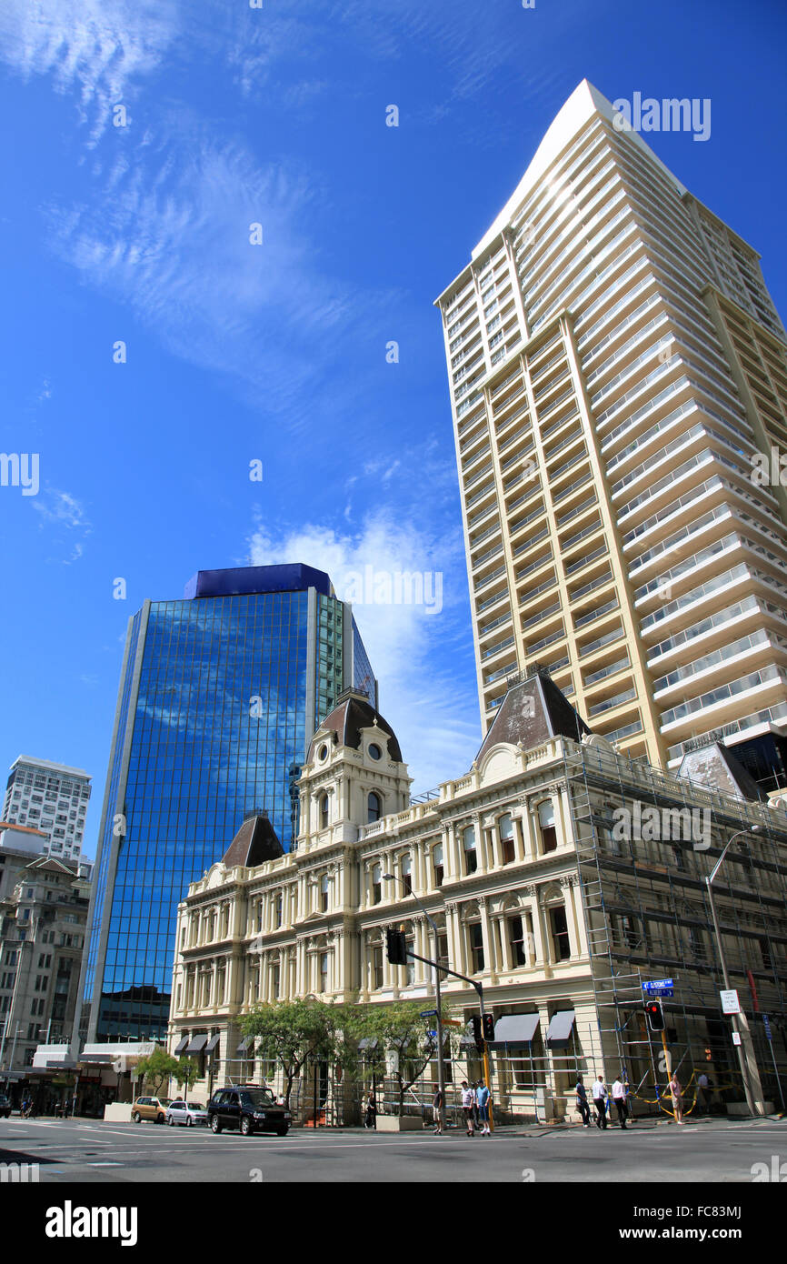 Skyscape, buildings hi-res stock photography and images - Alamy