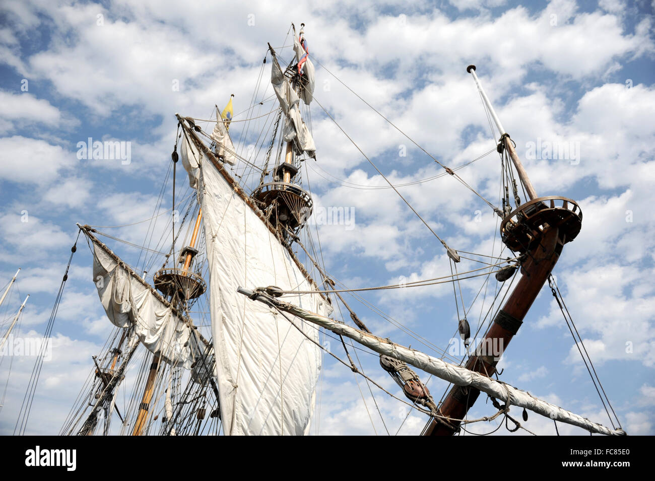 Kanonenboot hi-res stock photography and images - Alamy