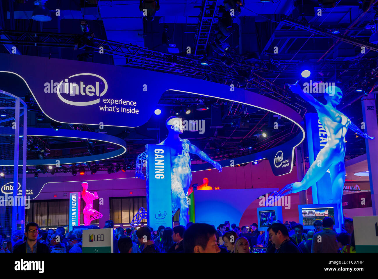 Intel booth ces hi-res stock photography and images - Alamy