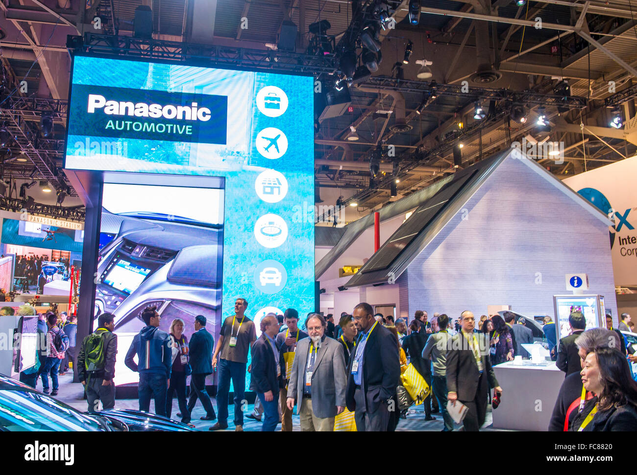 Panasonic led tv hi-res stock photography and images - Alamy