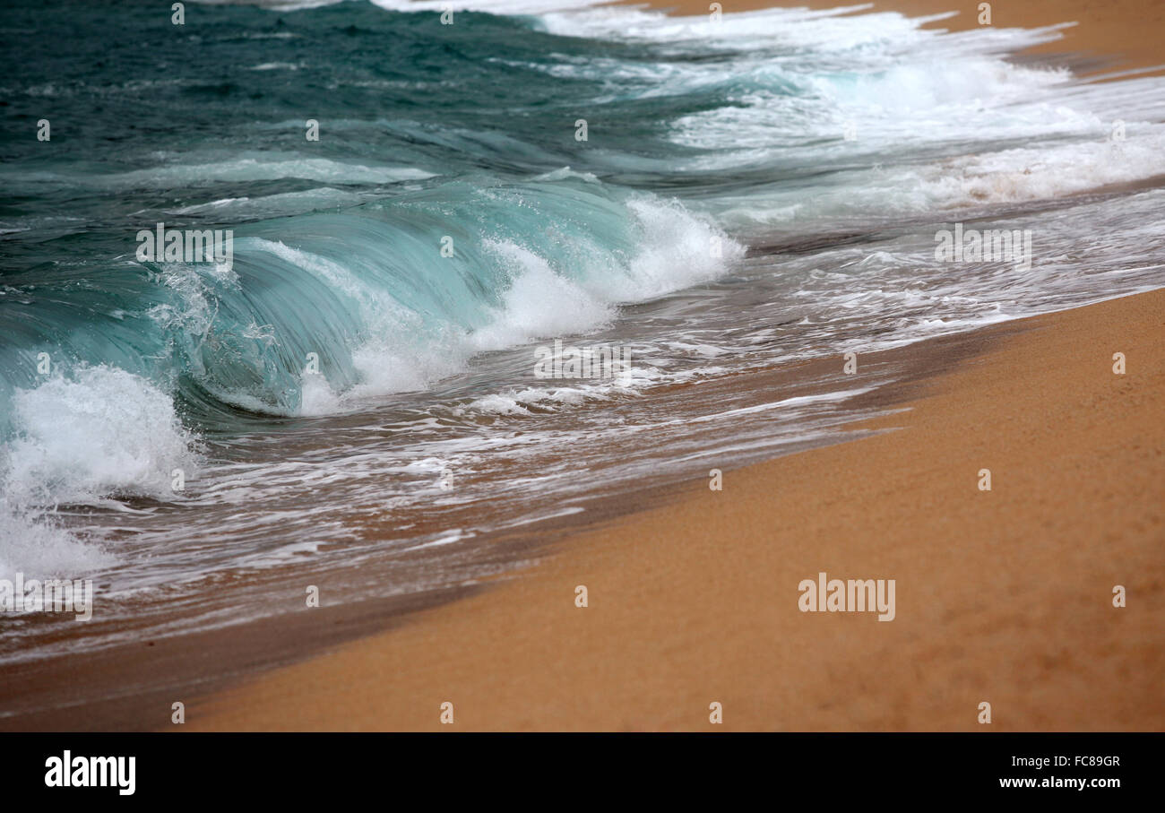 Tsunami wave crashing hi-res stock photography and images - Alamy