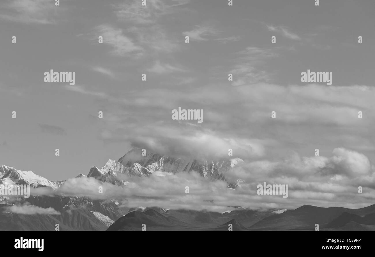 Highway alaska Black and White Stock Photos & Images - Alamy