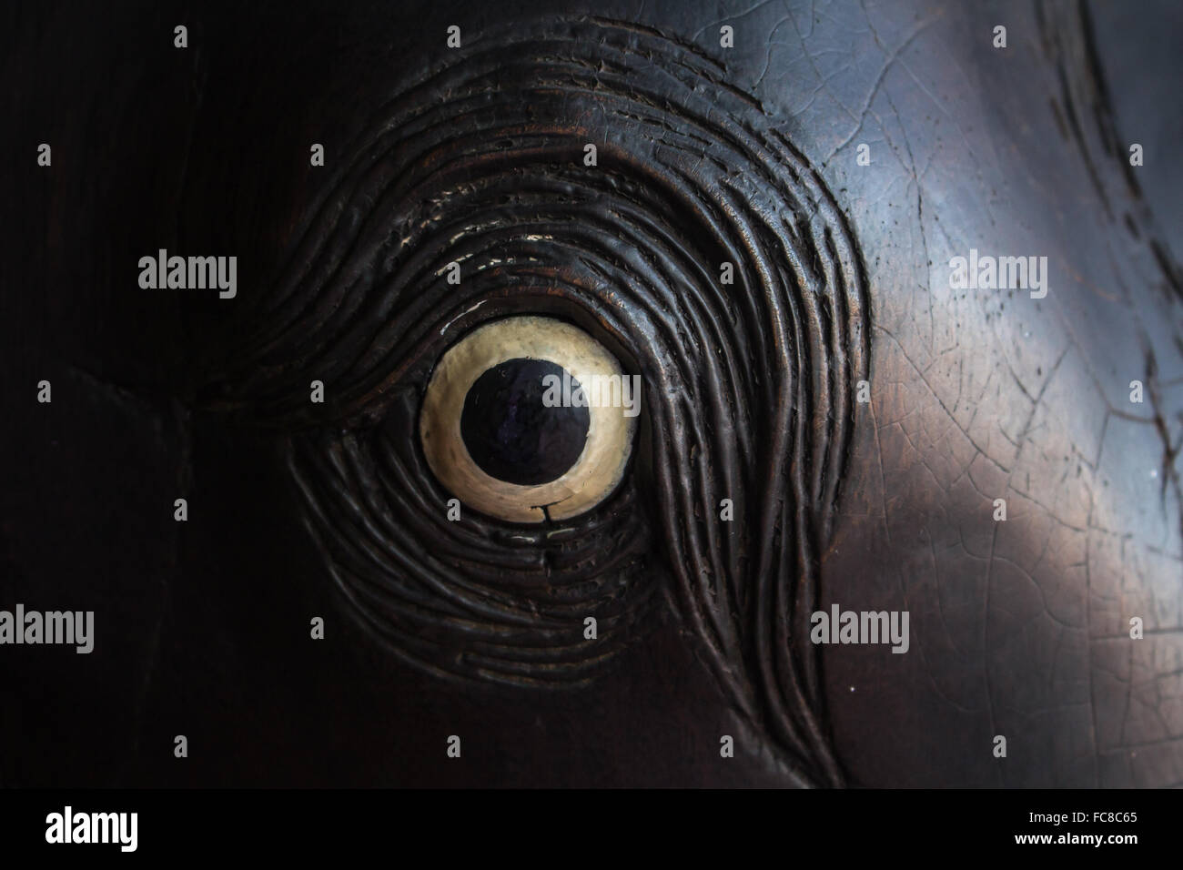 Old eye shadow hi-res stock photography and images - Alamy