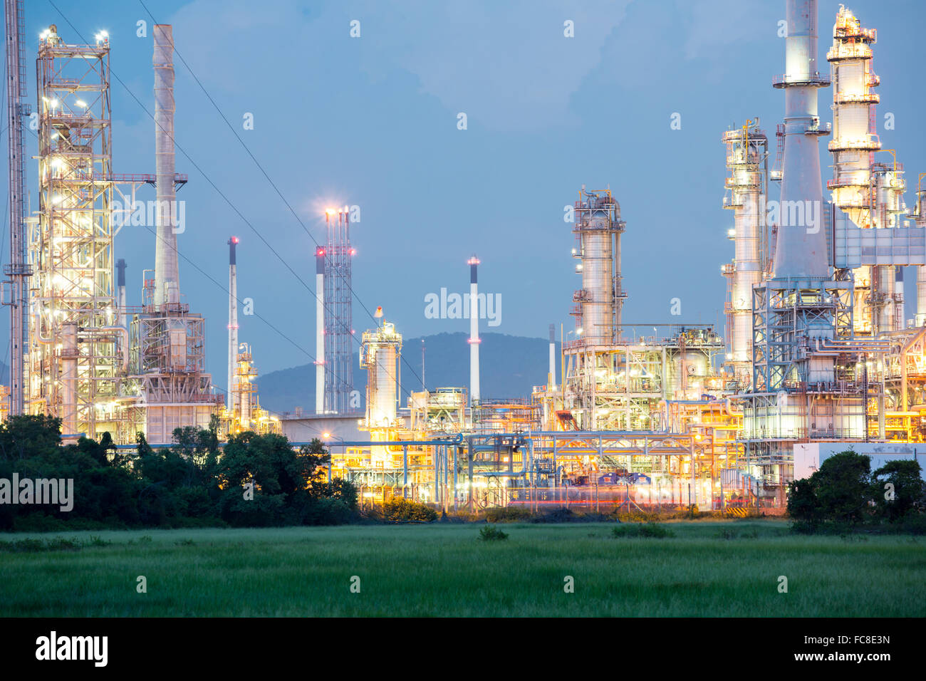 Oil Refinery Factory Stock Photo - Alamy