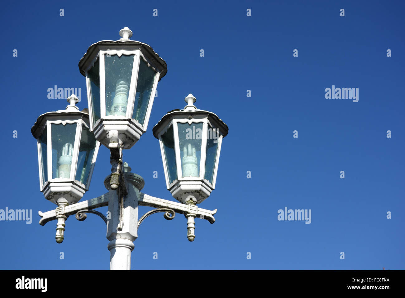 3 street lanterns hi-res stock photography and images - Alamy