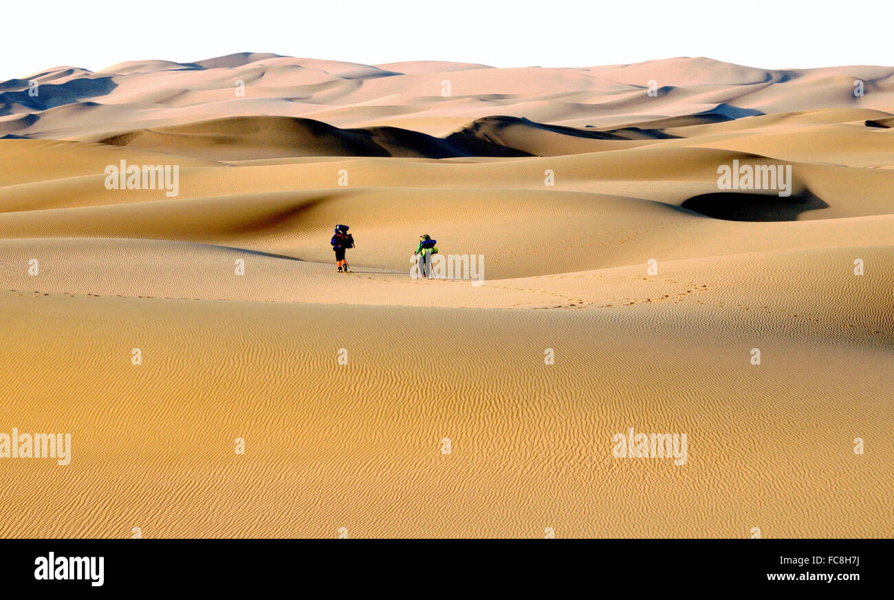 Xinjiang Kumtag Desert Stock Photo - Alamy