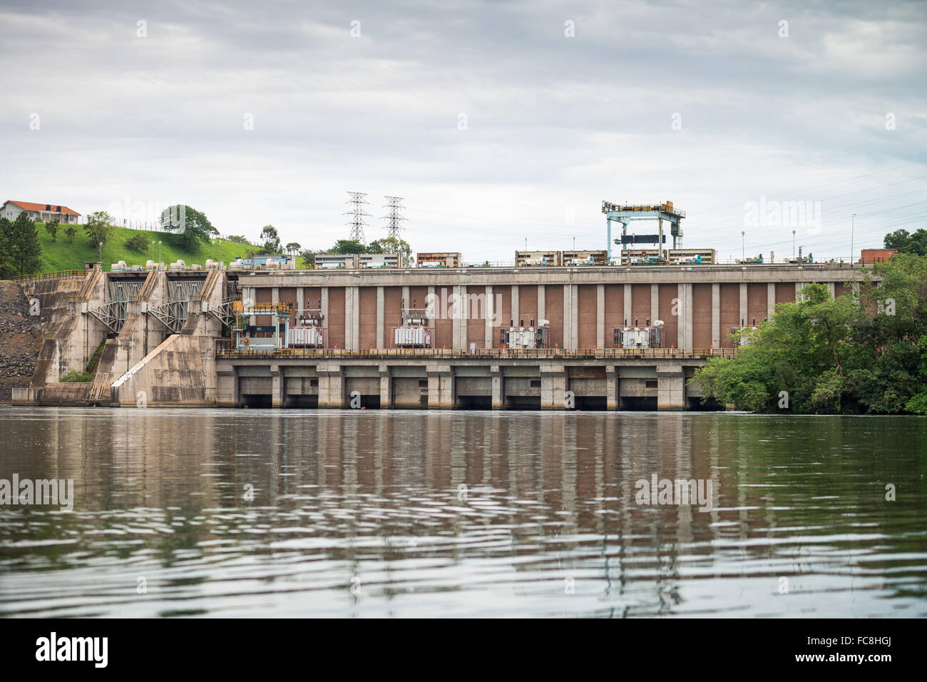 Dam bujagali falls jinja uganda hi-res stock photography and images - Alamy