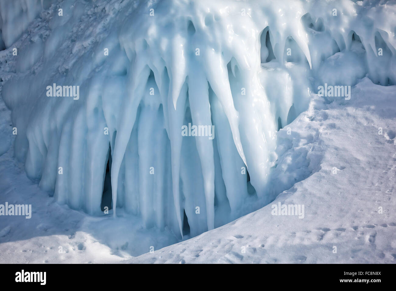 Ice wall hi-res stock photography and images - Alamy