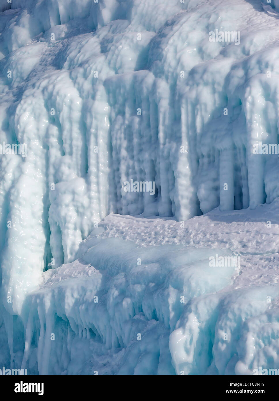 Ice wall hi-res stock photography and images - Alamy
