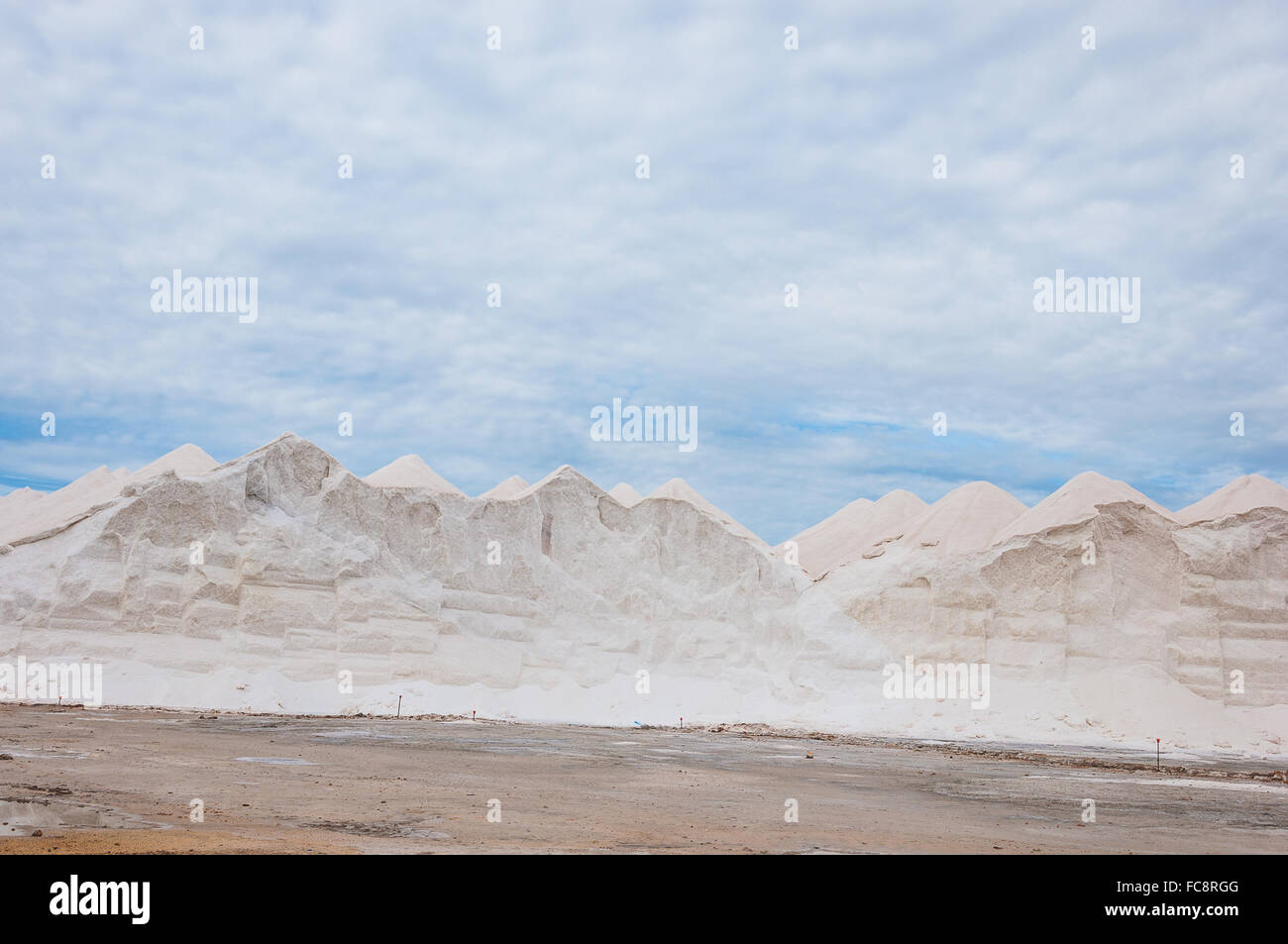 Salt extraction spain hi-res stock photography and images - Alamy