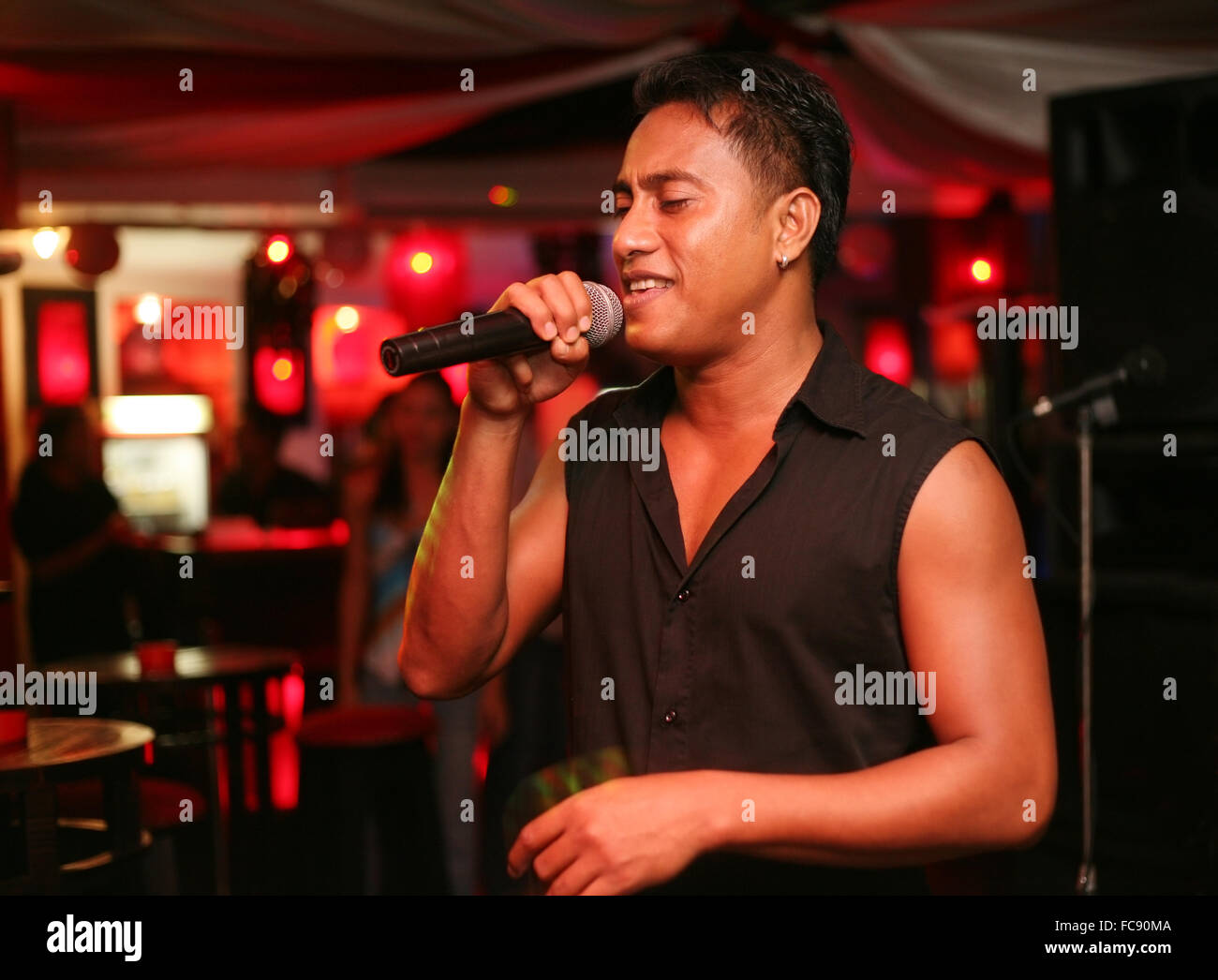 Samba singer hi-res stock photography and images - Alamy